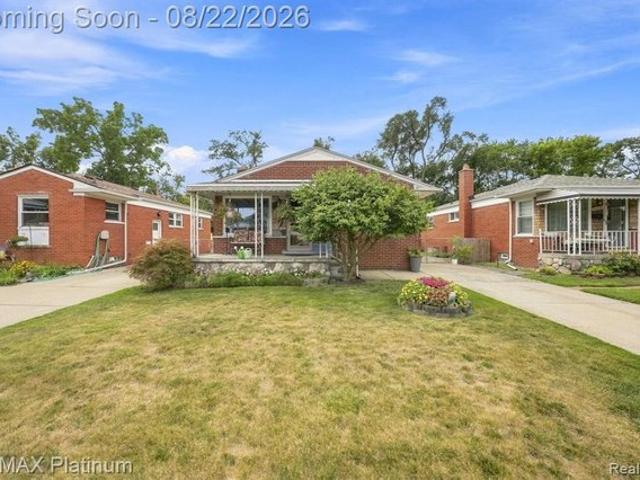 24371 Currier St, Dearborn Heights, MI 48125