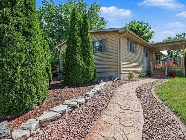 2437 Amelith Road
