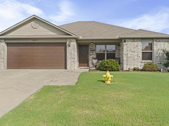 2437 Canterbury Ct, Cabot, AR 72023
