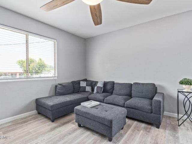 2437 E Jones Ave, Phoenix, AZ 85040