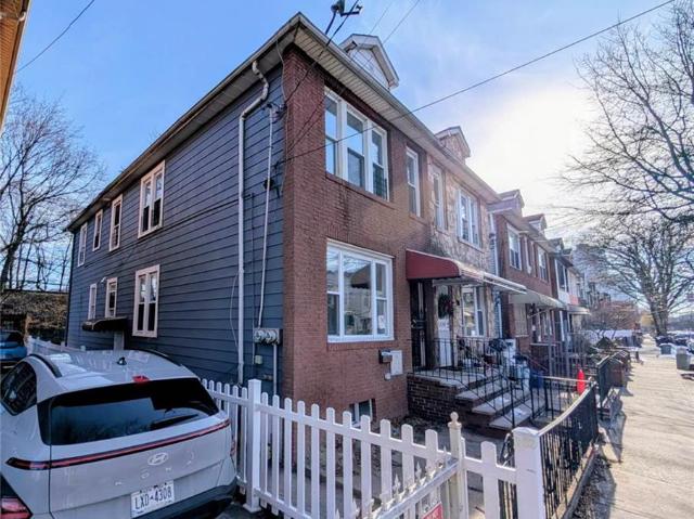 2437 East 15th Street