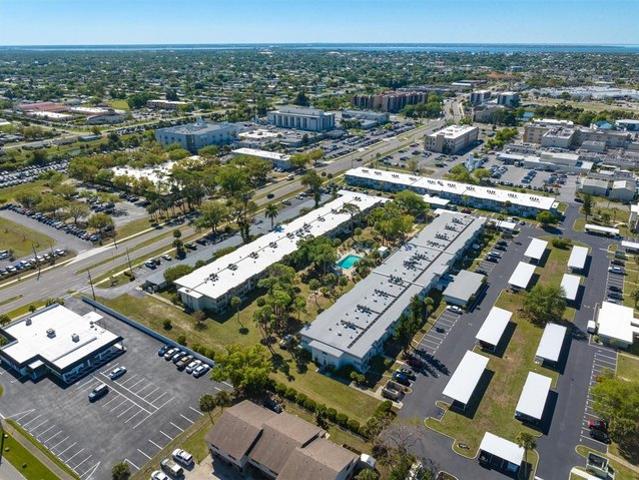 2437 Harbor Blvd Apt 204, Port Charlotte, FL 33952
