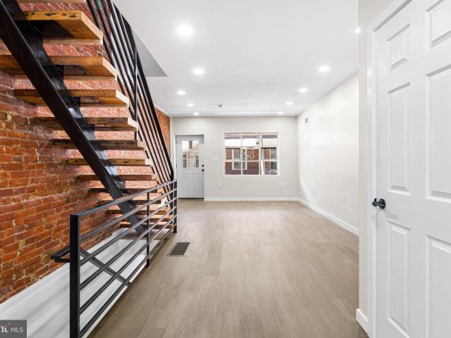 2437 S Beulah St, Philadelphia, PA 19148 | MLS #PAPH2595 | Compass