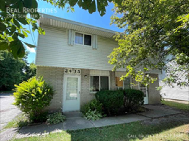 2437 Schaefer St 2 beds, 1 full bath