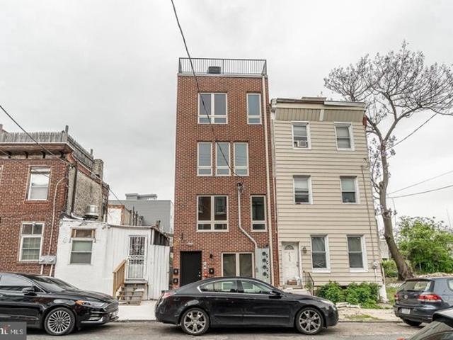 2437 W Thompson St, Philadelphia, PA 19121