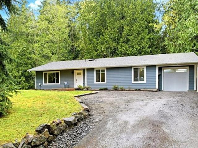 24382 Catamount Ln NW, Poulsbo, WA 98370