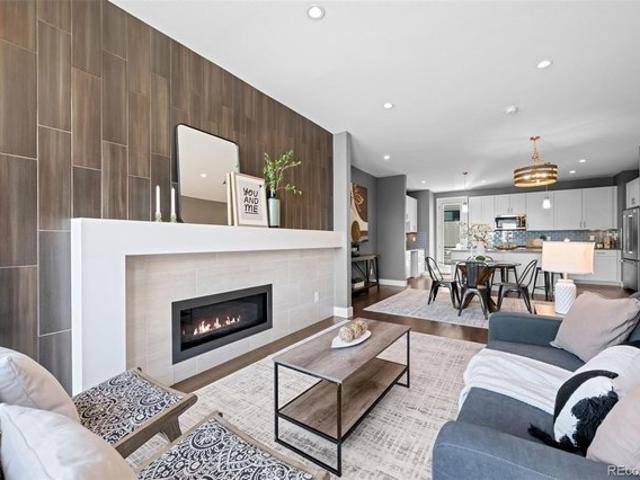 2438 N Washington St, Denver, CO 80205