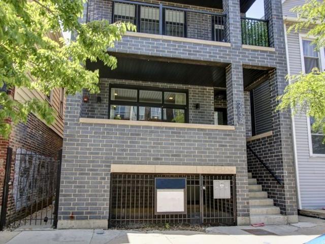 2438 N Western Ave Apt 1, Chicago, IL 60647