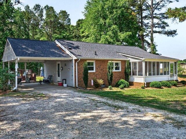 2438 NC 27 E, Coats, NC 27521