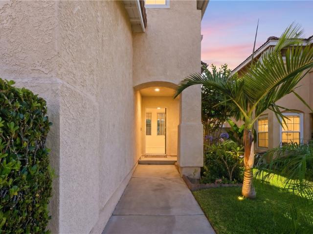2438 Highland Pines