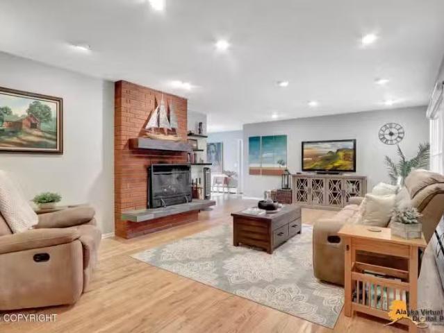 2438 LORD BARANOF DR, ANCHORAGE, AK 99517