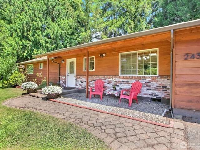 2438 Tyndell Cir SW, Tumwater, WA 98512
