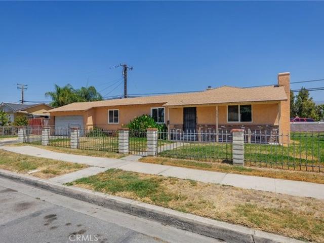 2438 W 7th St, San Bernardino, CA 92410