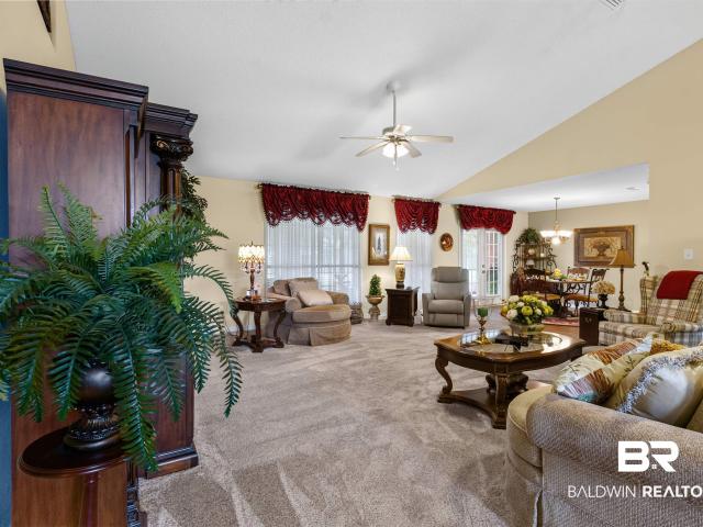 2438 W Ashford Park Drive