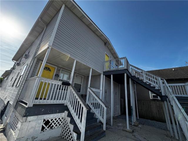 2438 40 Frenchman Street