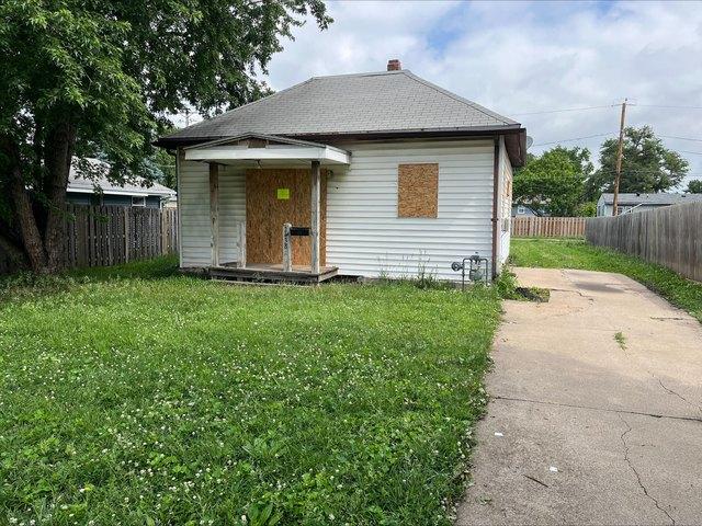 2438 8th Ave, Council Bluffs, IA 51501