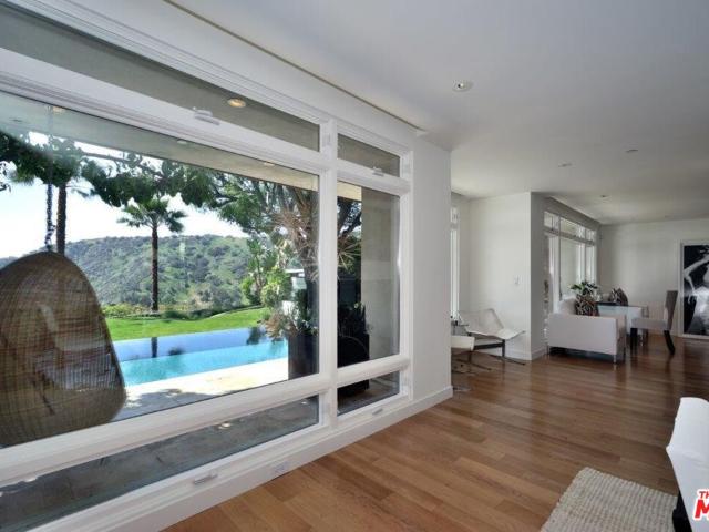 2439 Carman Crest Dr, Los Angeles, CA 90068 | MLS #26673