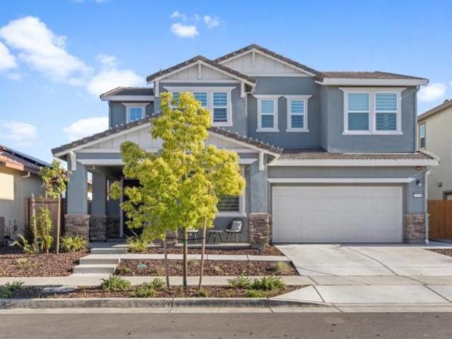 2439 Patriot Dr, Lincoln, CA 95648