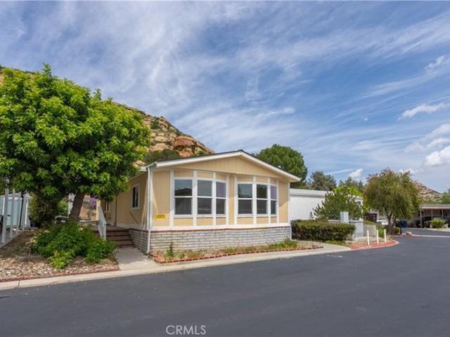 24303 Woolsey Canyon Rd Spc 81, Canoga Park, CA 91304
