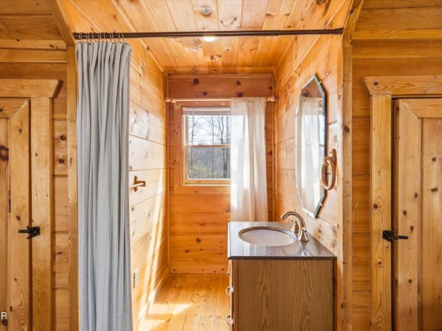 2430 N School House Gap Rd, Sevierville, TN 37876 | MLS #3298