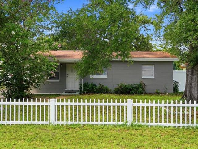 2430 N Ramona Cir, Tampa, FL 33612