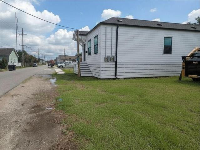 2430 New Orleans Street