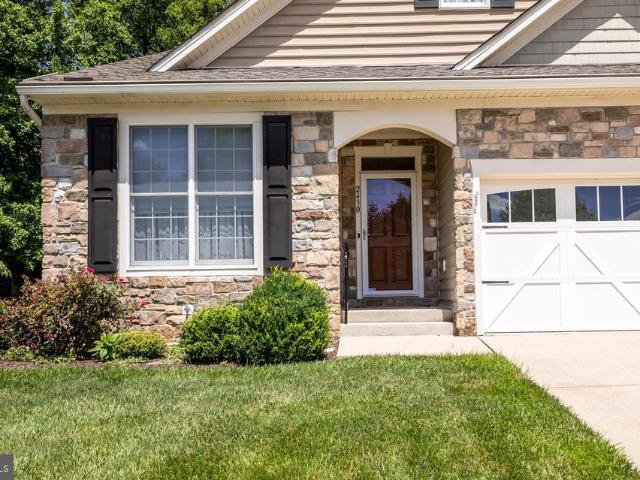 2430 Grand Oaks Court # 13