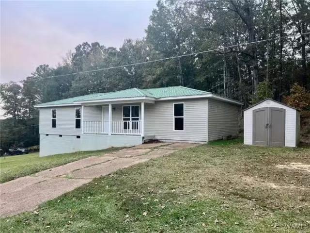 2430 8TH AVE SW, FAYETTE, AL 35555