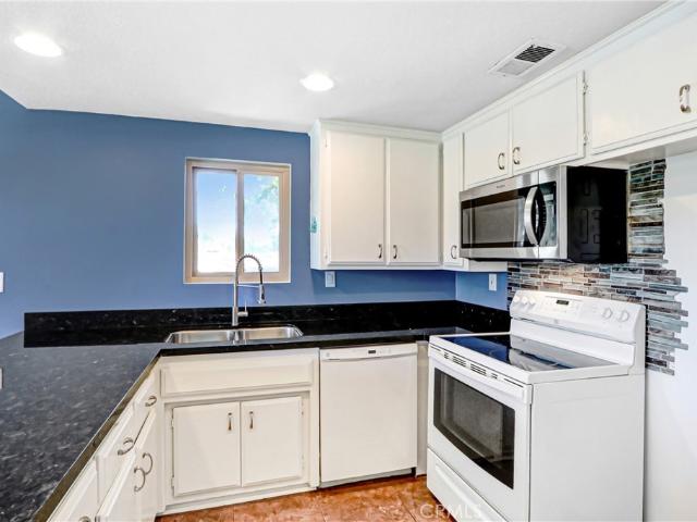24311 Canyon Lake Dr N, Unit 24, Canyon Lake, CA 92587 | MLS #SW26159