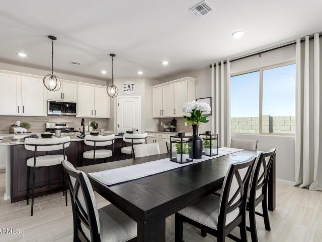 24312 W DUANE Lane
