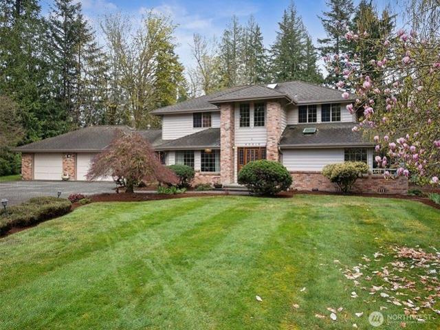 24315 SE 225th St, Maple Valley, WA 98038