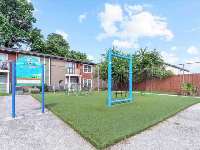 2431 Cypress Creek Parkway 354
