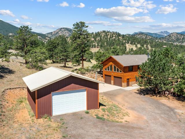 2431 Carriage Drive