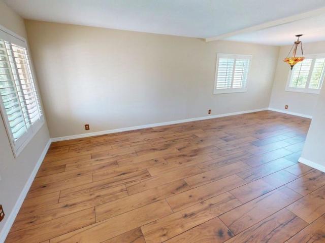 2431 Deerfield Court