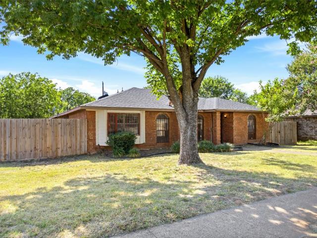 2431 Eastern Oaks Drive