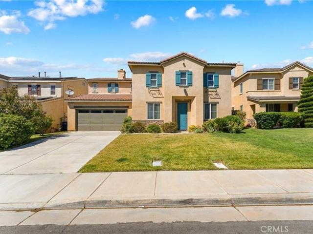 2431 Loganberry Cir, Palmdale, CA 93551