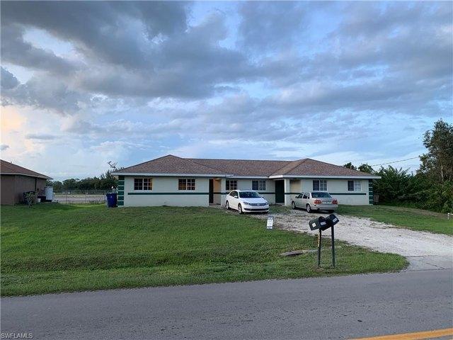2431 Park Rd, Lehigh Acres, FL 33971