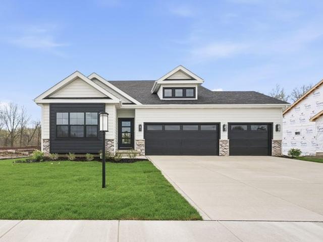 2431 Pradera Trl, Chesterton, IN 46304