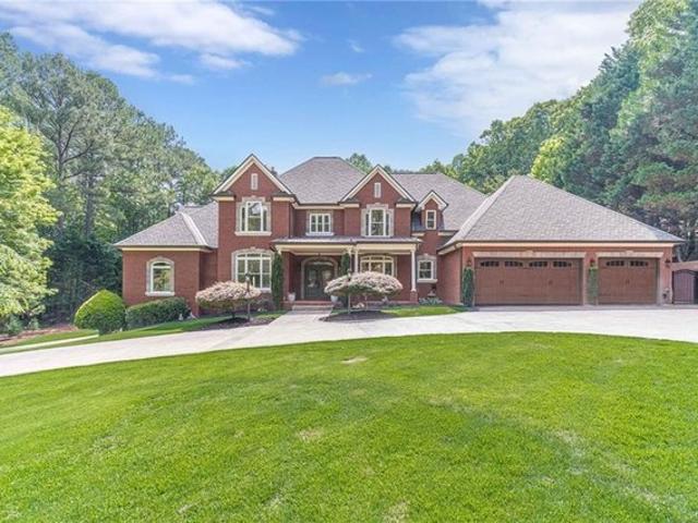 2431 Rabbit Farm Cir, Loganville, GA 30052