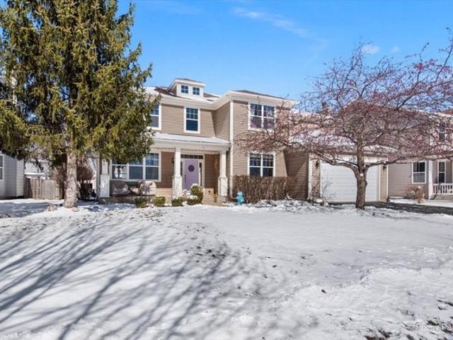 2431 Trailside Ln, Wauconda, IL 60084