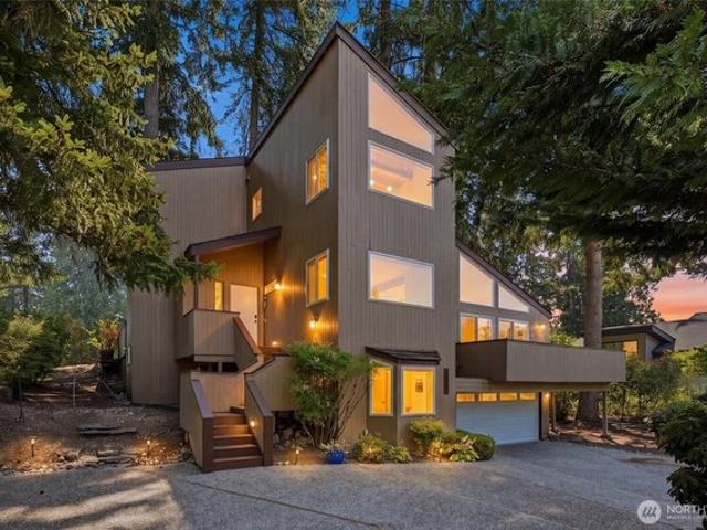 24322 th Ave SE, Kent, WA 98042