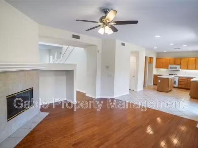 24322 Alyssum Pl Houses in Santa Clarita, CA
