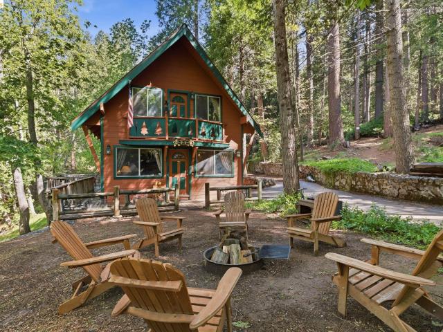 24324 Hiema Ct, Mi Wuk Village, CA 95346 | MLS #41132 | Compass