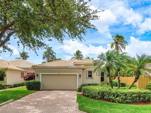 2432 NW 67th St, Boca Raton, FL 33496