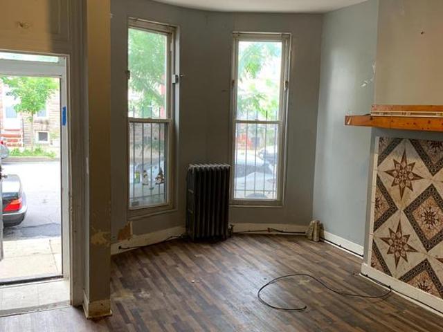 2432 E Lafayette Avenue