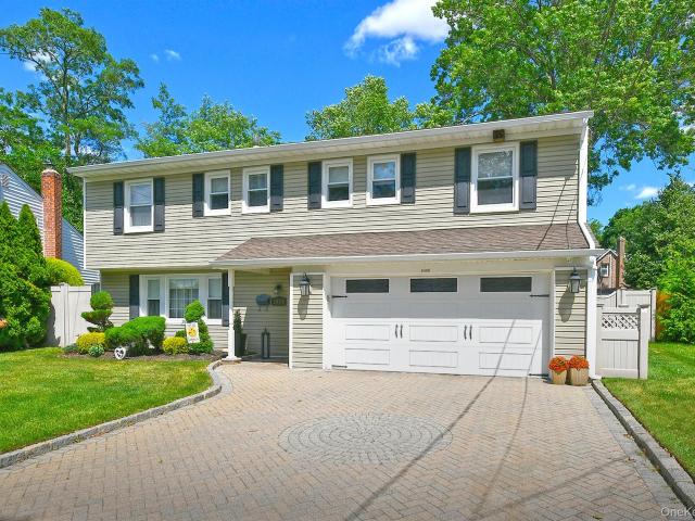 2432 Kayron Lane