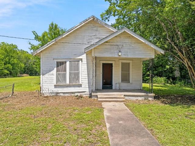 2432 S 9th St, Waco, TX 76706