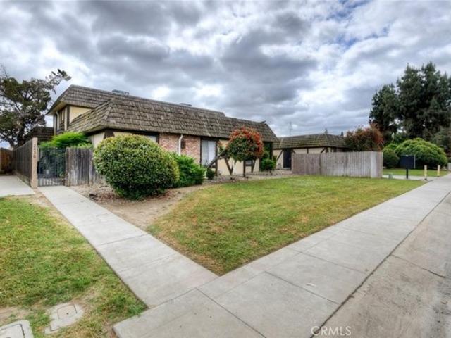 2432 S Sallee Ct, Visalia, CA 93277