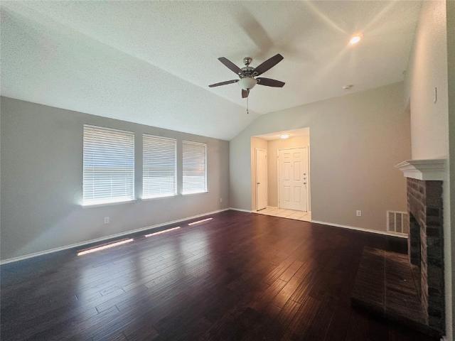 2432 Spoonbill Court