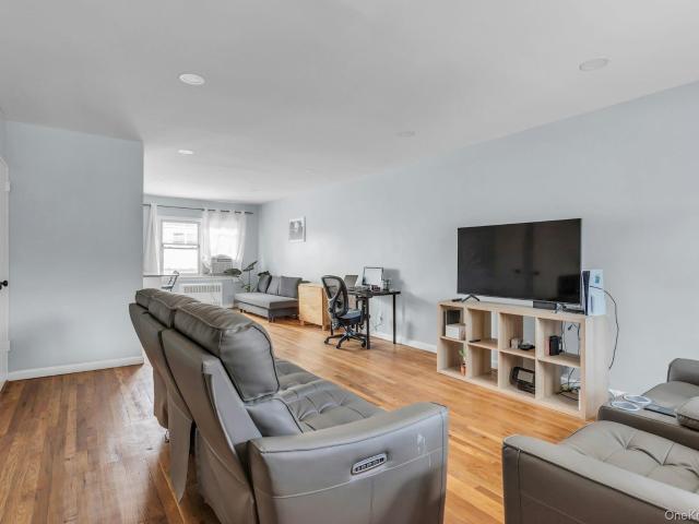 2432 87th Street